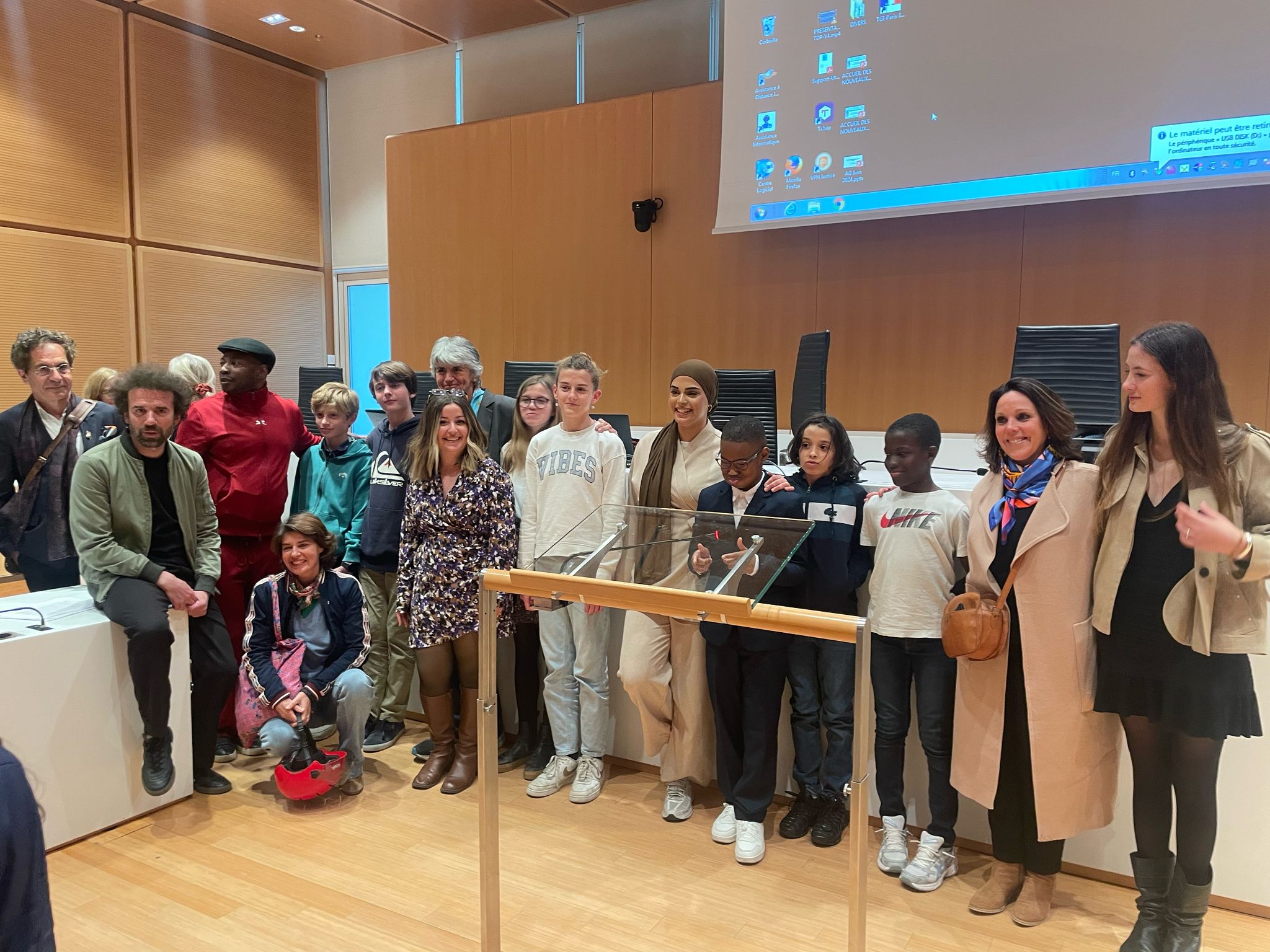 Ils ont pris la parole...et conquis le TGI de Paris - Collège Lycée ...